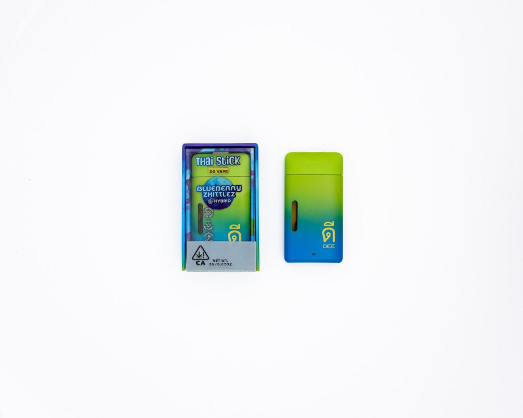 DEE THAI - DISPOSABLE VAPE CARTS - THAI STICK - 2GM (2000MG) - Gotham ...
